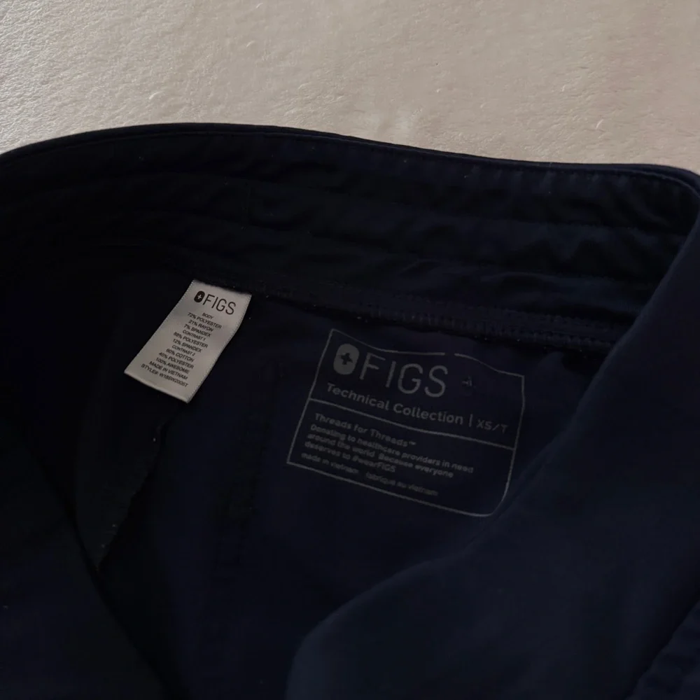 Figs | Pants & Jumpsuits | Figs Tall Navy Scrub Jogger Pants Size Xs ...
